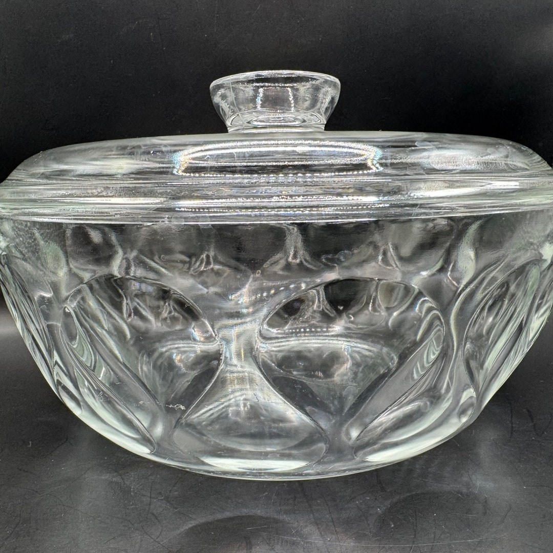 PYREX Teardrop Ovenware 8.75 Inch Casserole Dish and Lid - Etsy