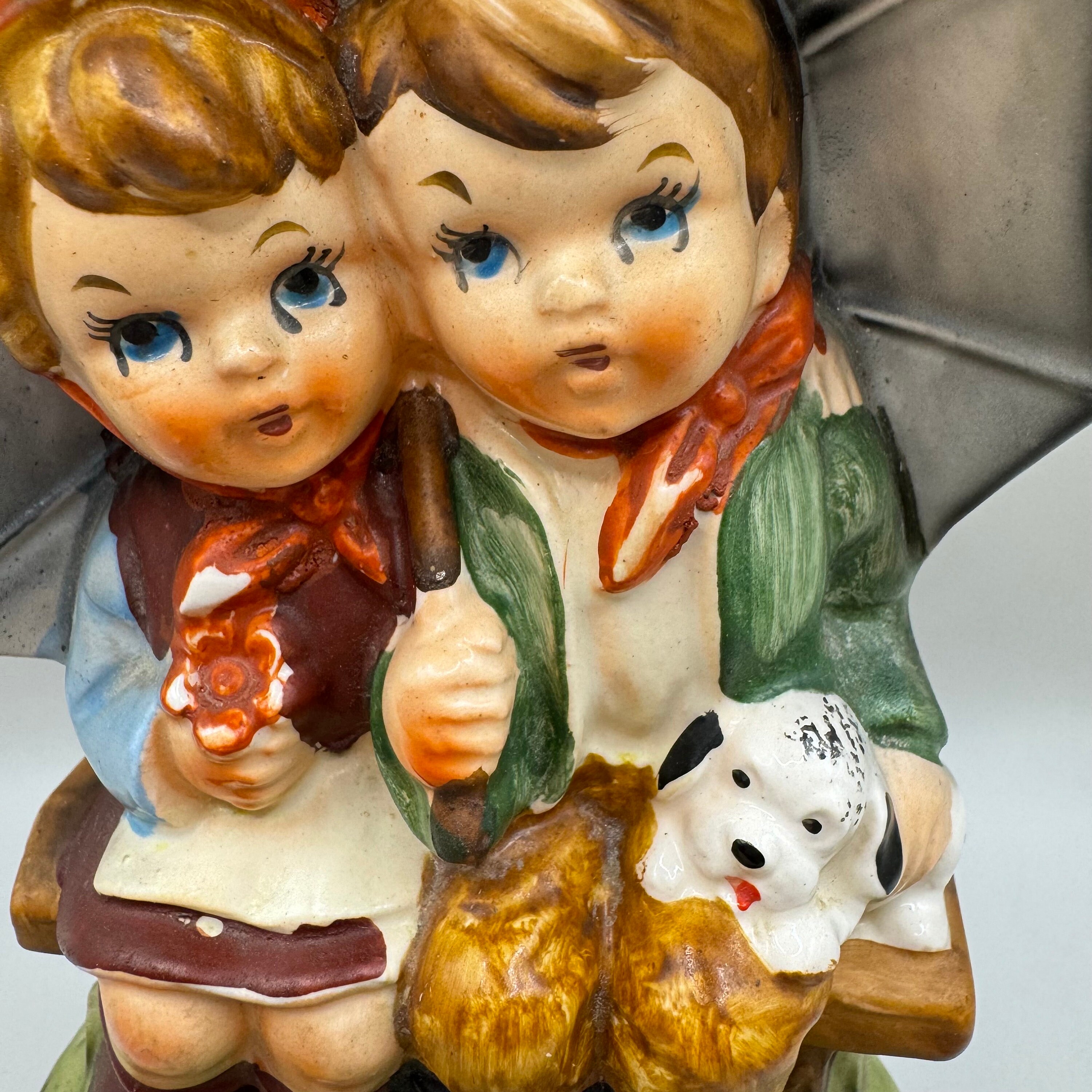 Vintage Japanese Music Box Adorable Boy & Girl Under Umbrella hummel ...