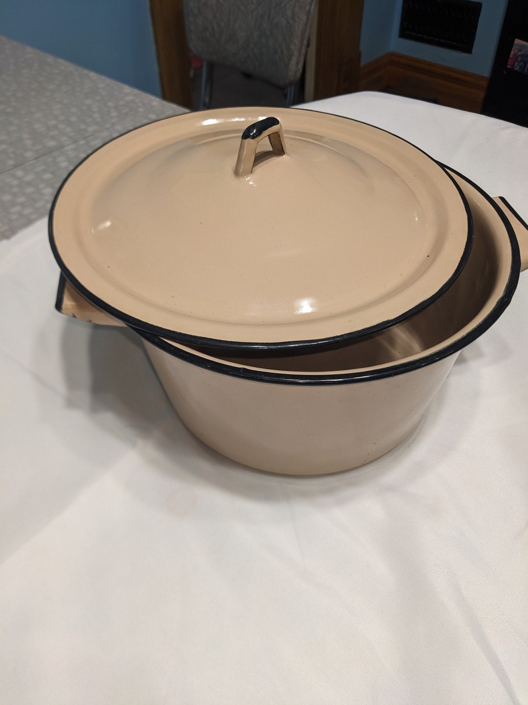 Peach/tan Enamelware Pot With Black Trim Vintage - Etsy