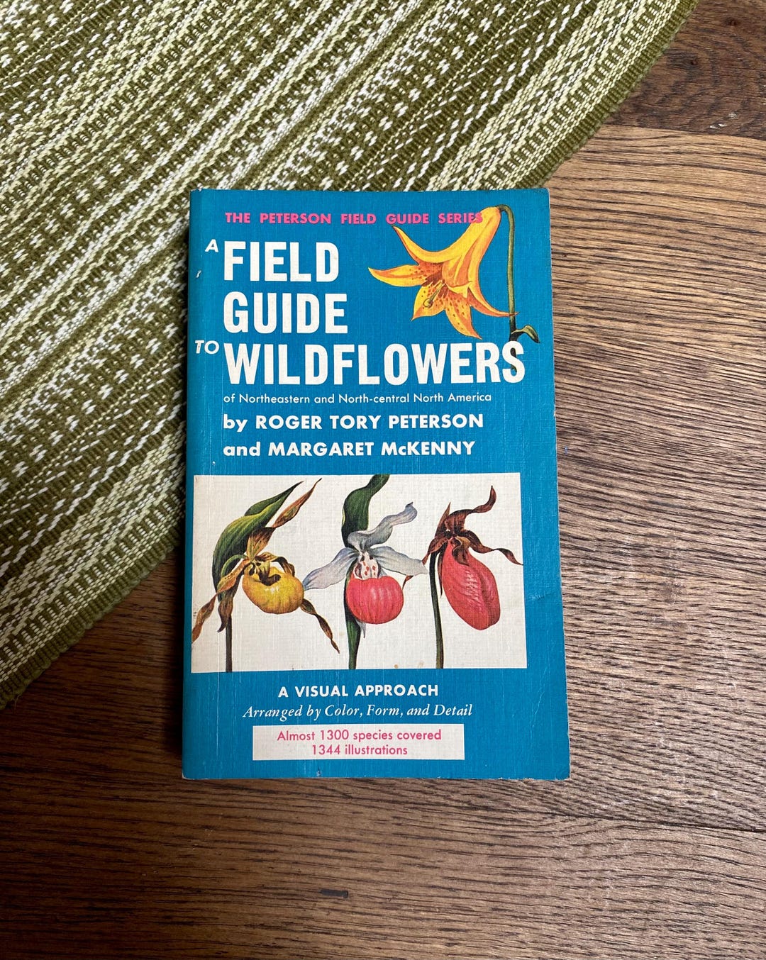 The Peterson Field Guide Series: A Field Guide to Wildflowers of ...