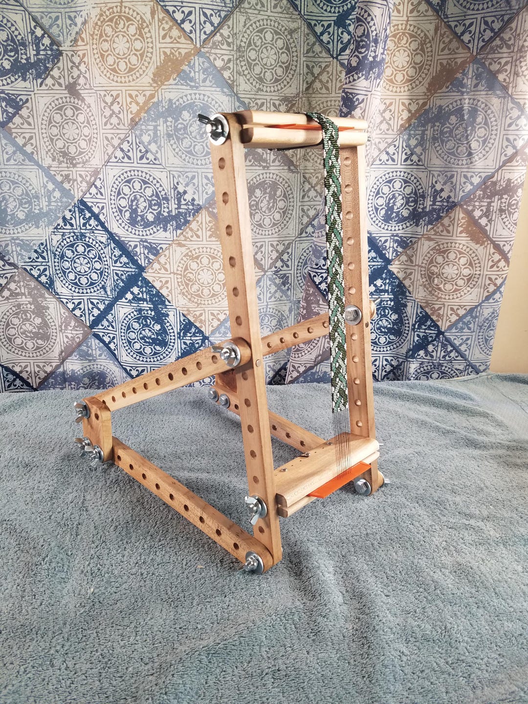 Maple Deluxe BEAD Weaving Loom, Upright Beading Tool, Medium Size ...