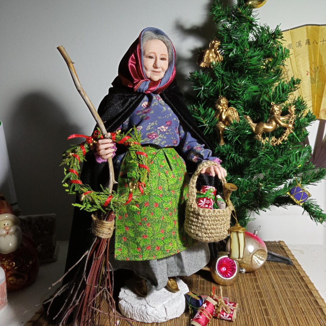 Custom La Befana Doll: Italian Christmas Witch, Poseable Folklore Art ...