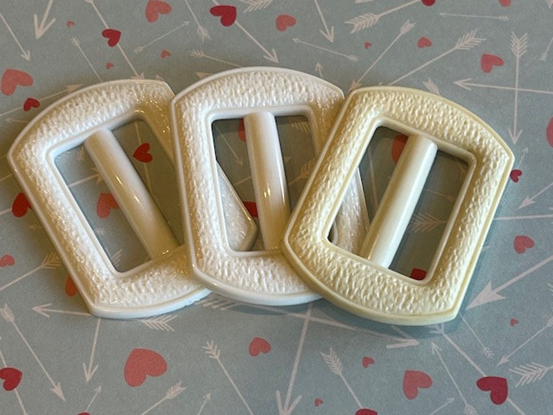 Vintage Retro White & Cream Rectangular Belt Buckle Retro 55mm X 37.5mm ...
