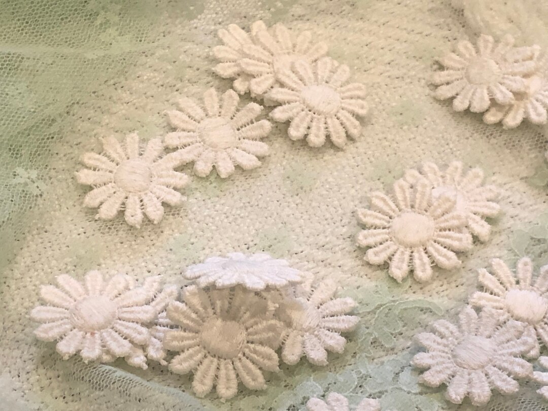 Vintage Braid, 1960's White Daisies, Daisy Lace Trim, Hippy Trim, Retro ...