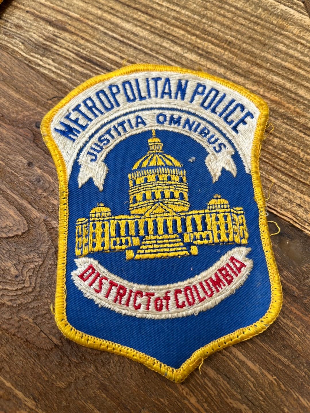 Vintage, Obsolete, American Police Patches, Metropolitan Police ...