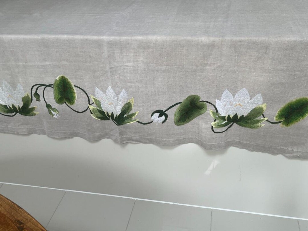 Vintage Tablecloth, Applique, Long Stitch Work, Thread Work, Handmade ...