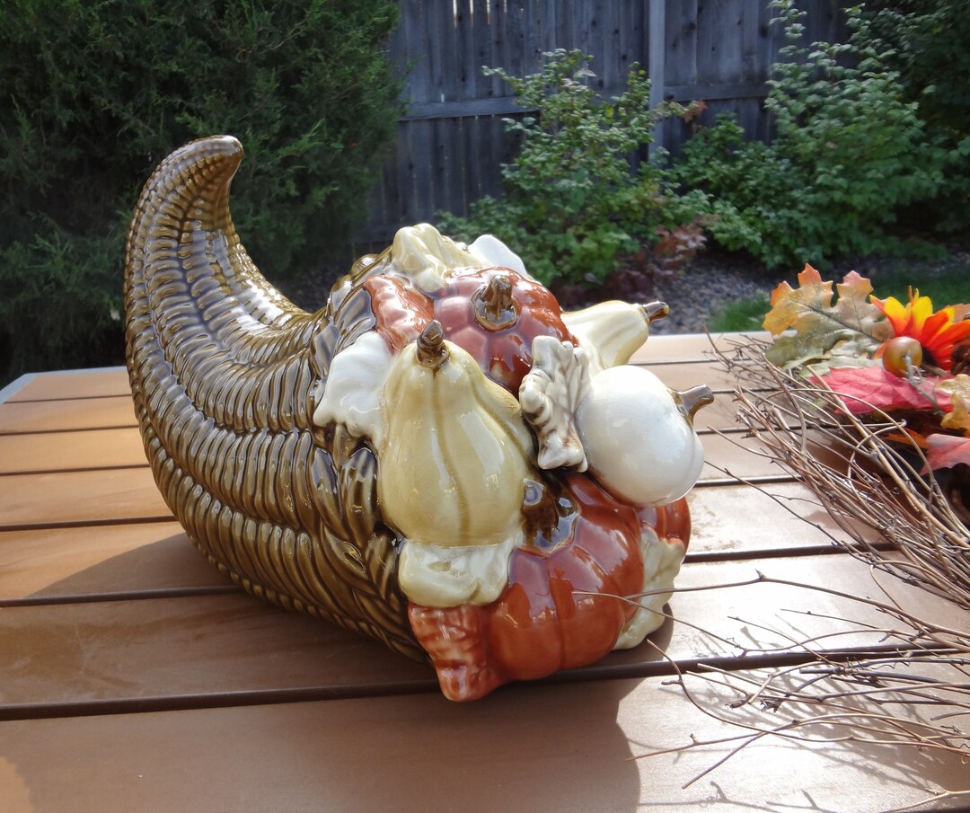 FIGURINE Cornucopia Cindy Crawford Style Large Heavy - Etsy