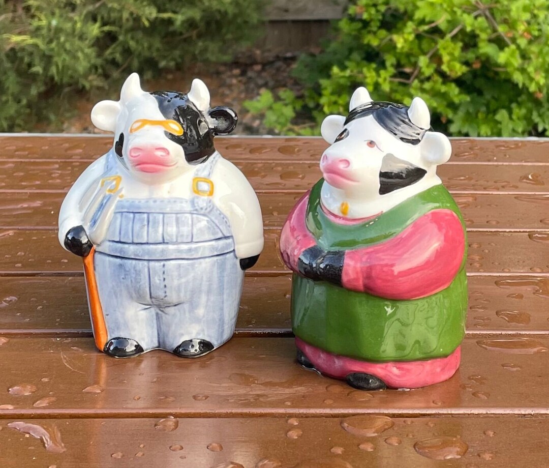 SALT & PEPPER ~ COWS, Clay Art, 5.5”, Stovetop, 1992 - Etsy
