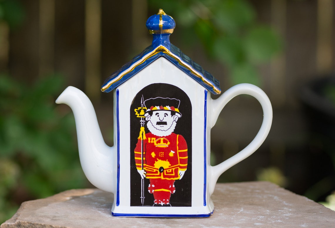 TEAPOT Royal Guard Price Kensington England Porcelain - Etsy