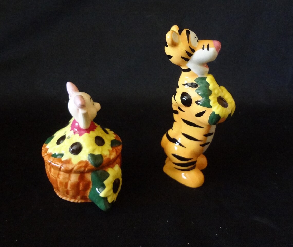SALT & PEPPER Shaker Piglet and Tigger Too Gardening - Etsy