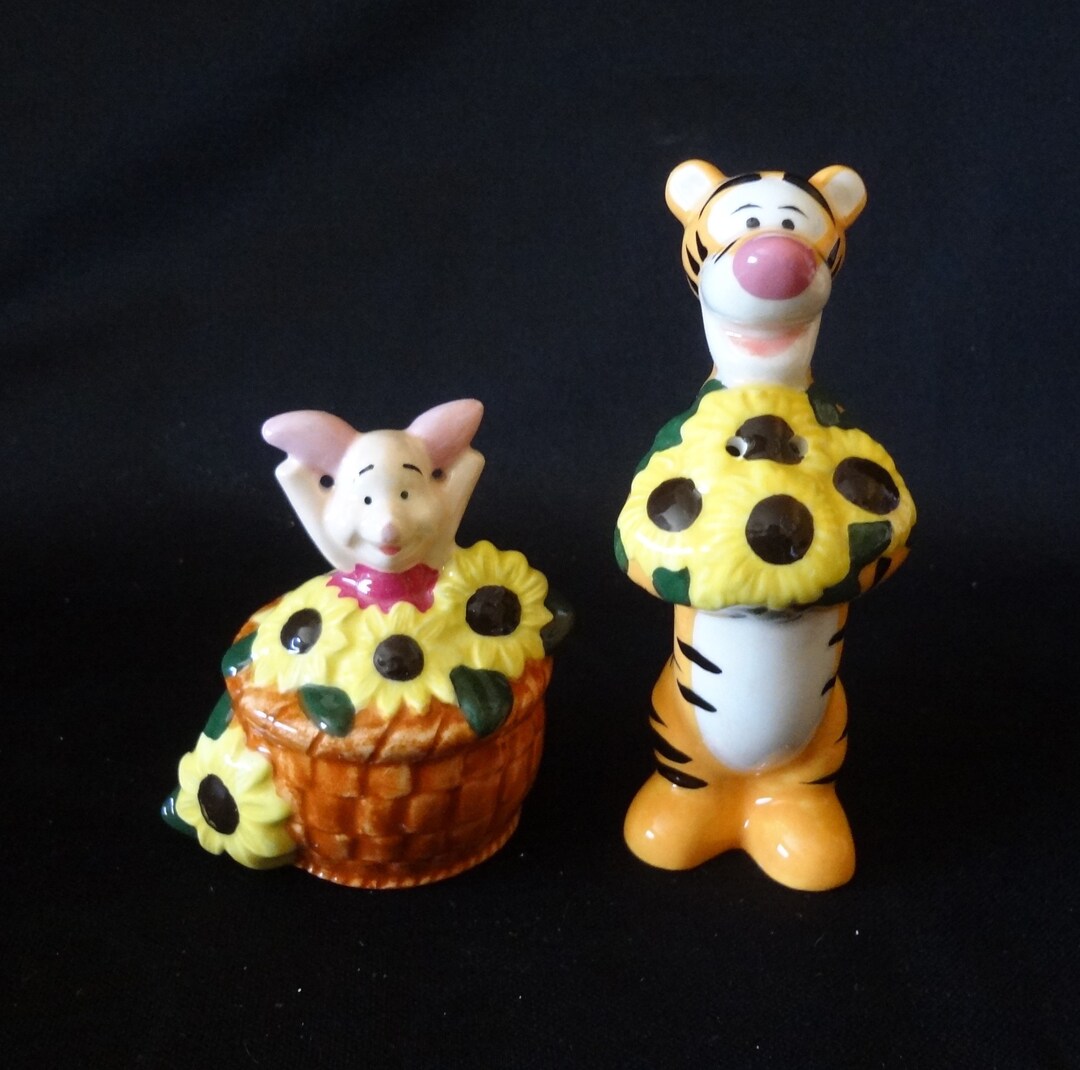 SALT & PEPPER Shaker ~~ Piglet and Tigger Too, Gardening, Disney, 90s ...
