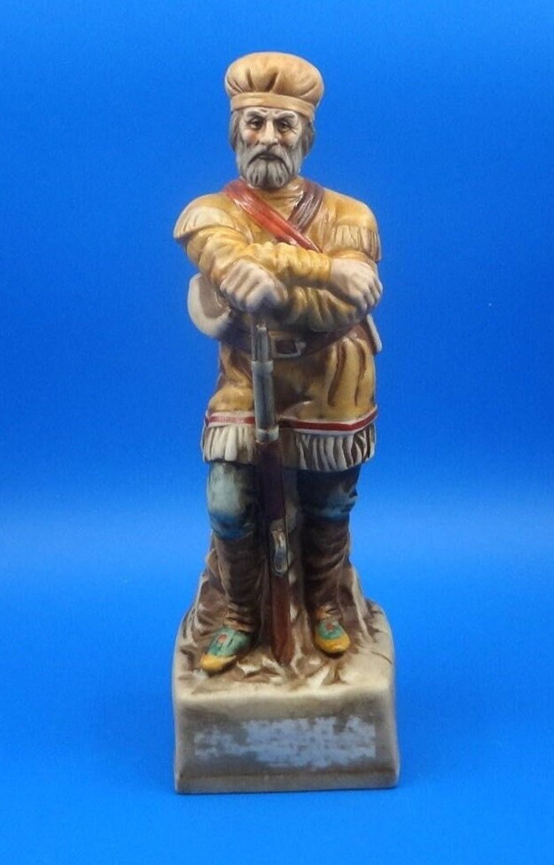 DECANTER * Frontiersman, Whiskey Decanter, 1969 Lionstone, Porcelain ...