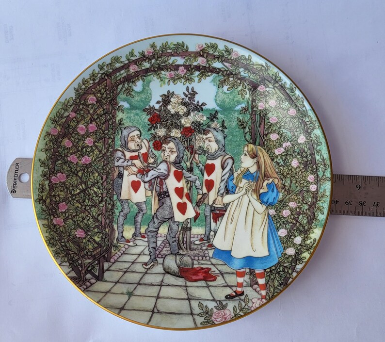 Alice in Wonderland Painting the Roses Red Decorative Plate by - Etsy