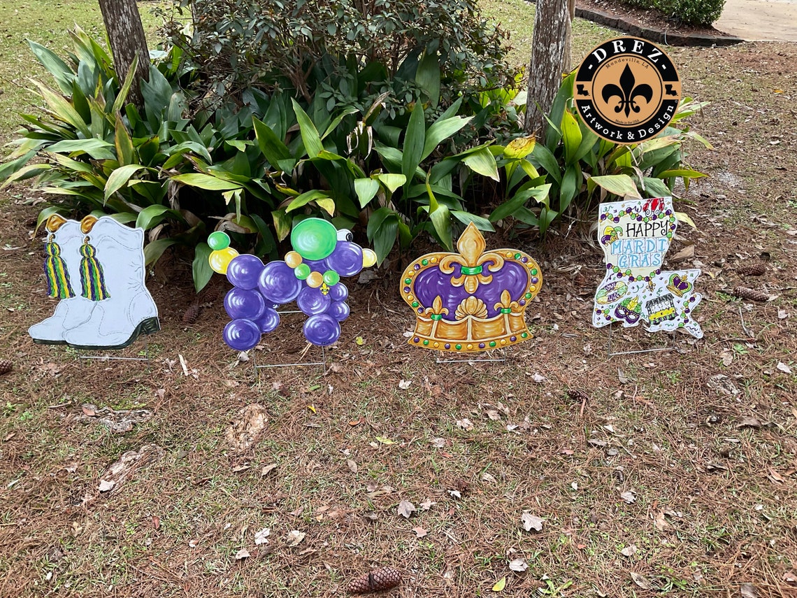 Mardi Gras Crown Yard Stake, Louisiana Art, Nola Decor - Etsy