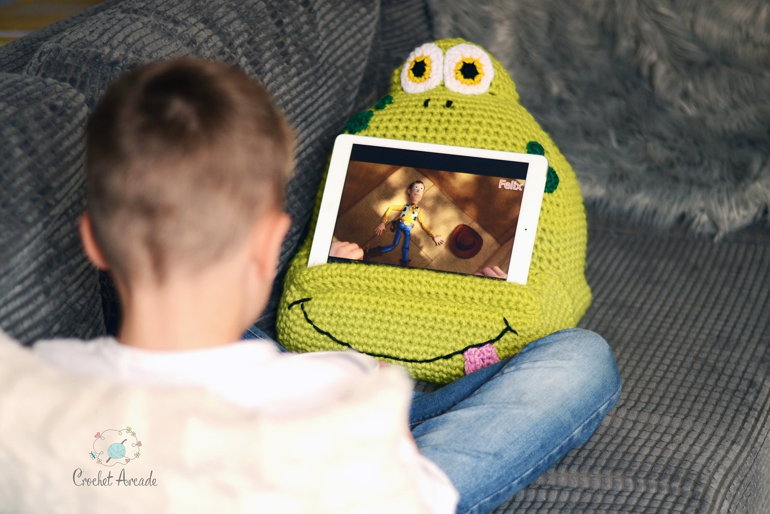 5 Crochet Book and Tablet Holder CROCHET PATTERNS PDF Ebook | Etsy