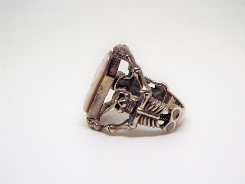 Beautiful Master Hand Carved Skull Skelaton Set Into Coffin Cameo Ring ...
