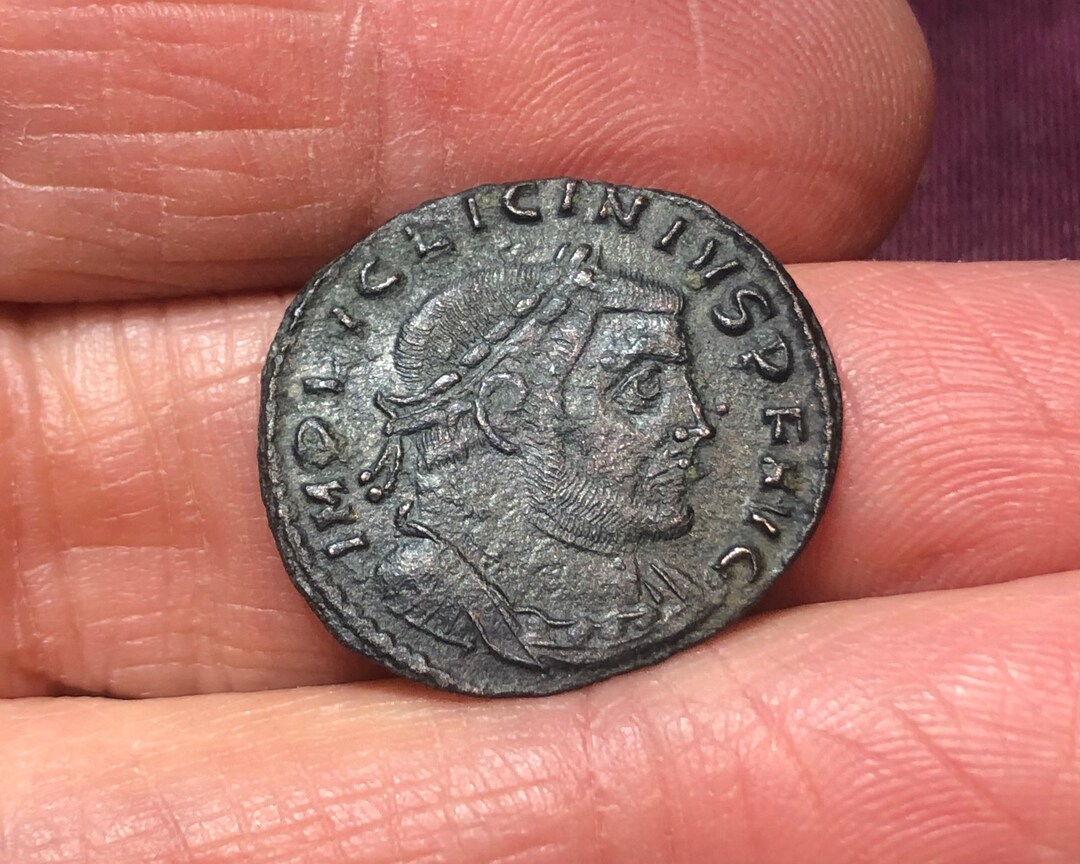 308-324 AD Roman Bronze Coin of Licinius Jupiter / Zeus King of the ...