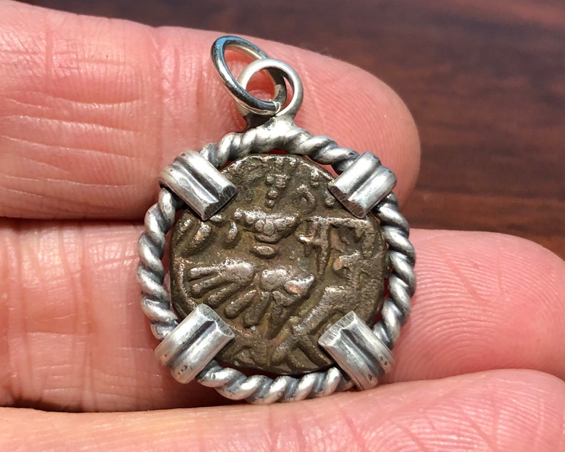 883-902 AD Goddess Lakshmi on 1,100 Year Old Medieval Coin of Raja ...