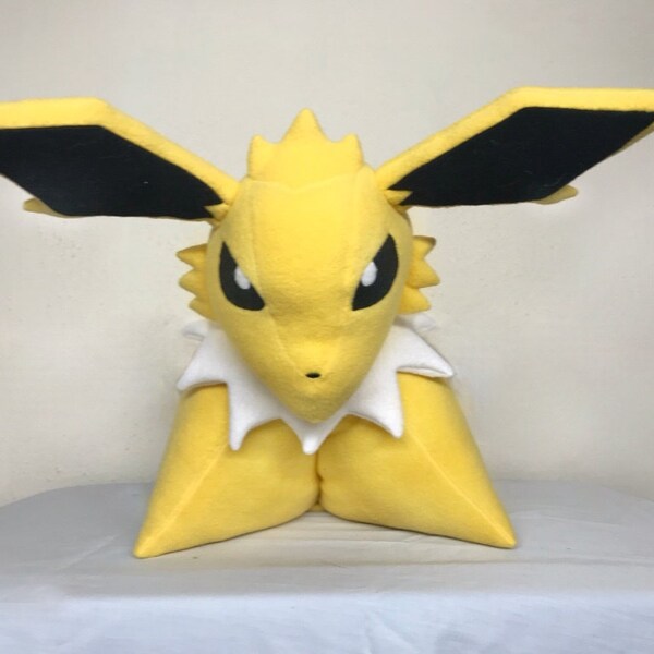 Jolteon - Etsy