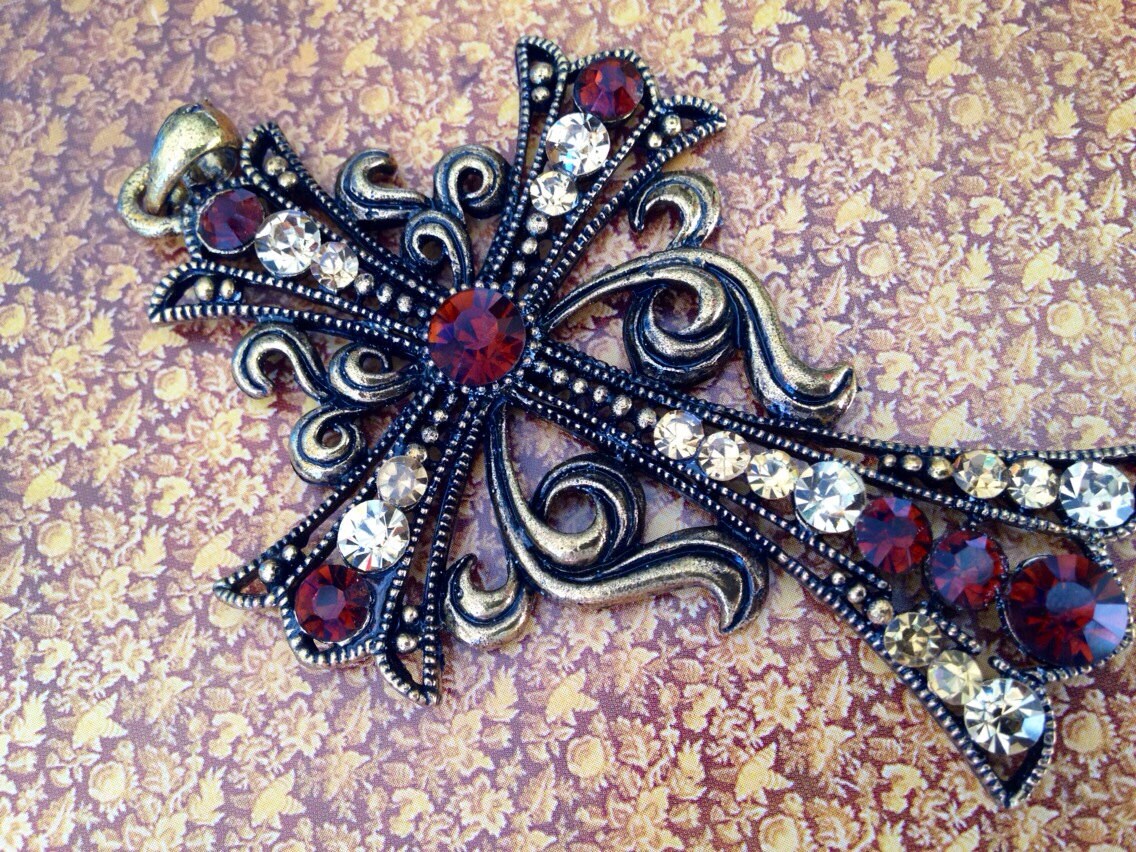Baroque Style Cross Pendant / Rhinestone Cross / Vintage Tone - Etsy