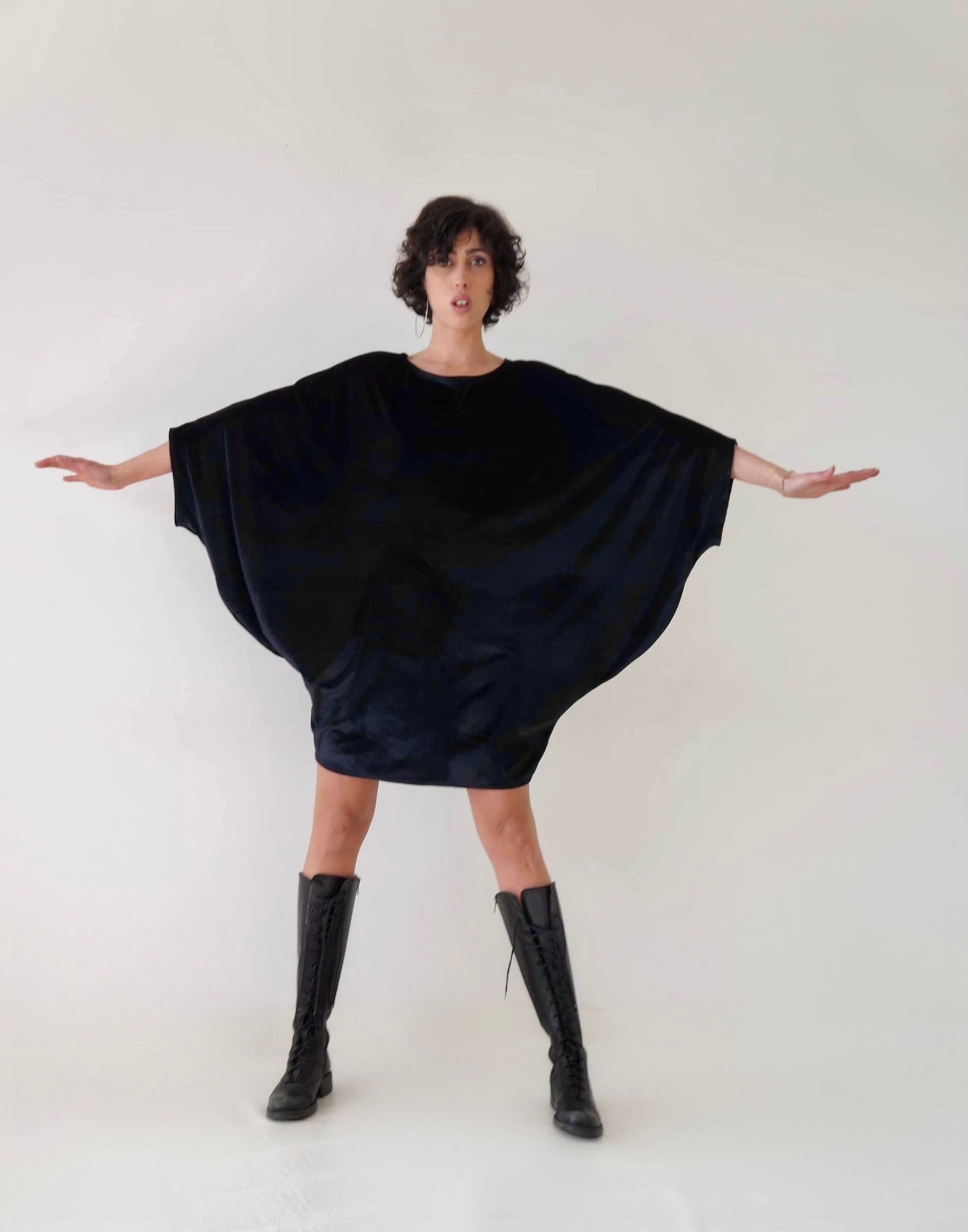 Women's Maxi Batwing Shape Top Dress / Velvet Bat Big Top Mini Dress ...