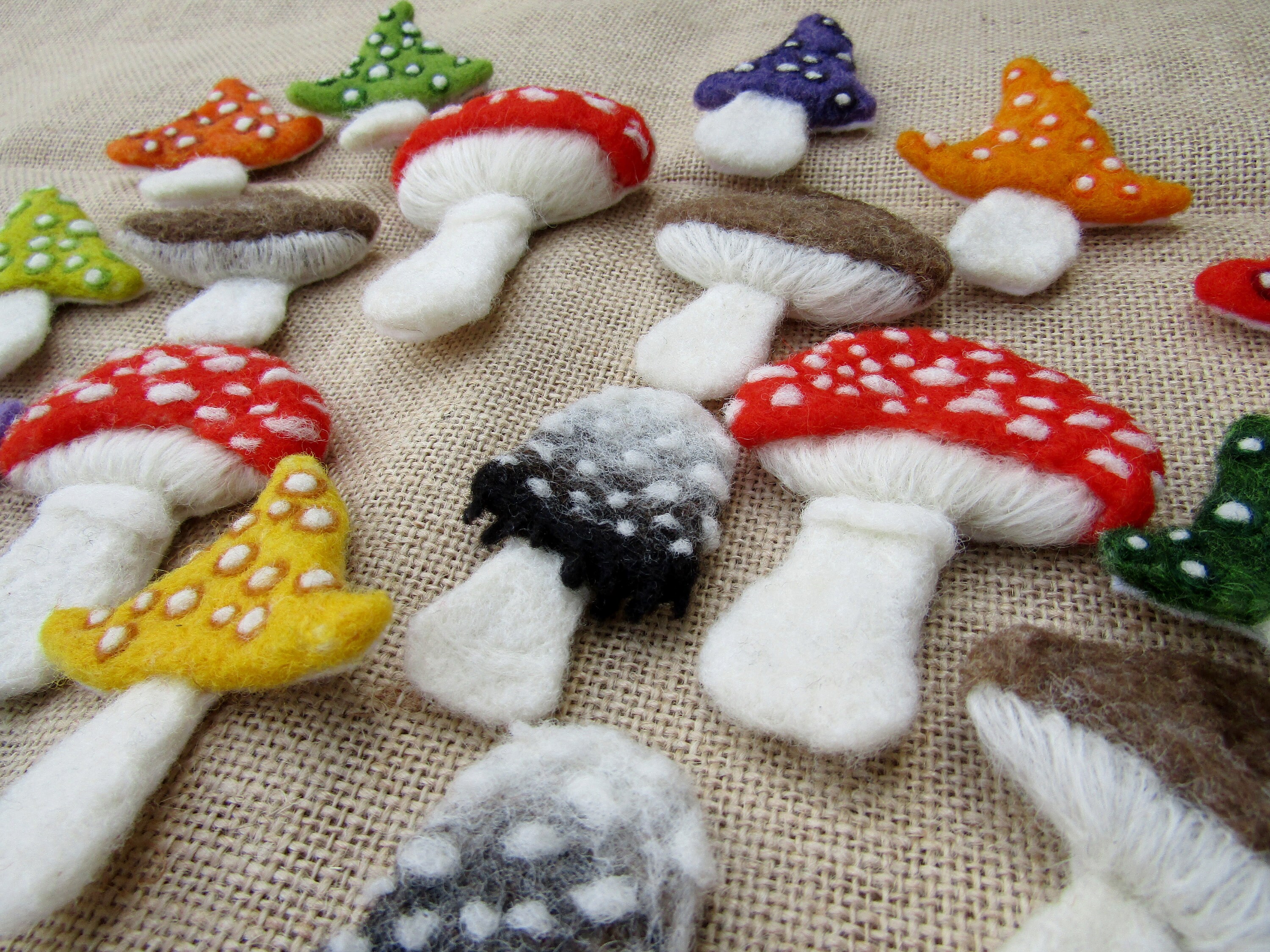 Fantasy Mushroom Brooches / Magic Fairy Toadstool / Woodland - Etsy UK