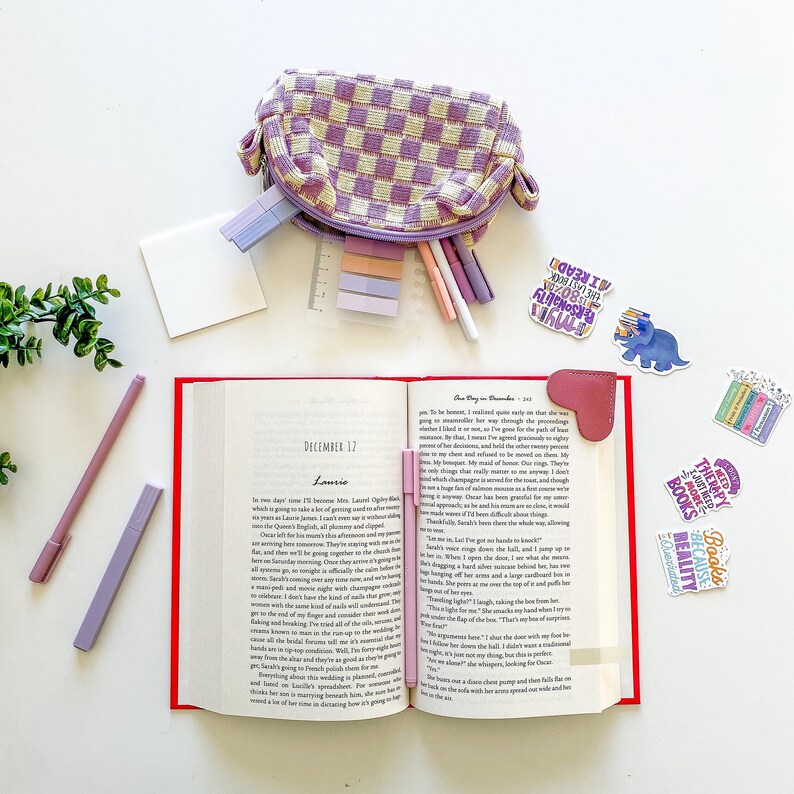 Ultimate Study Buddy: Portable Purple Annotation Kit With Highlighters ...