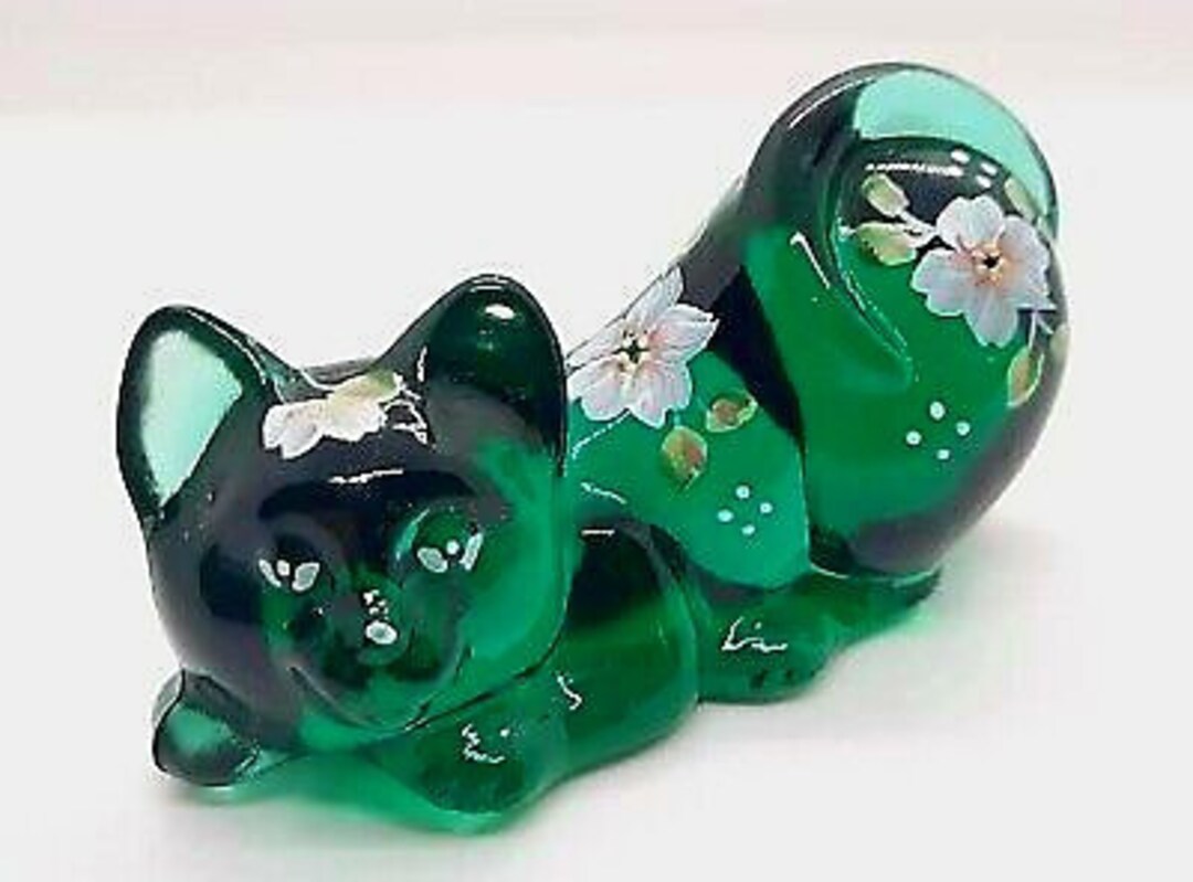 Fenton Art Glass Emerald Green Playful Kitty Hand Painted Signed by ...