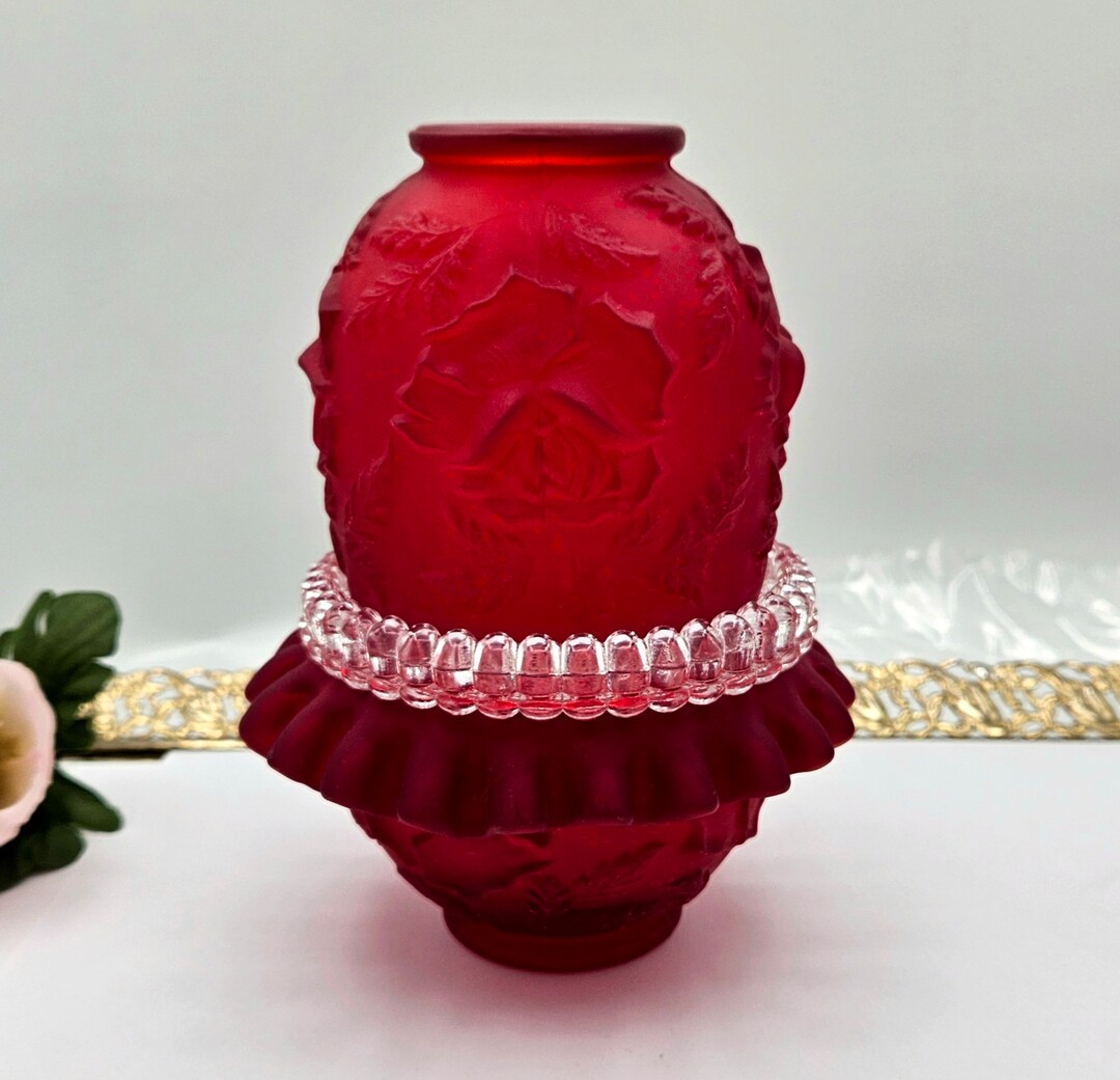 FENTON Red Fairy Light Large Embossed Roses and Leaves Clear Glass Ring ...
