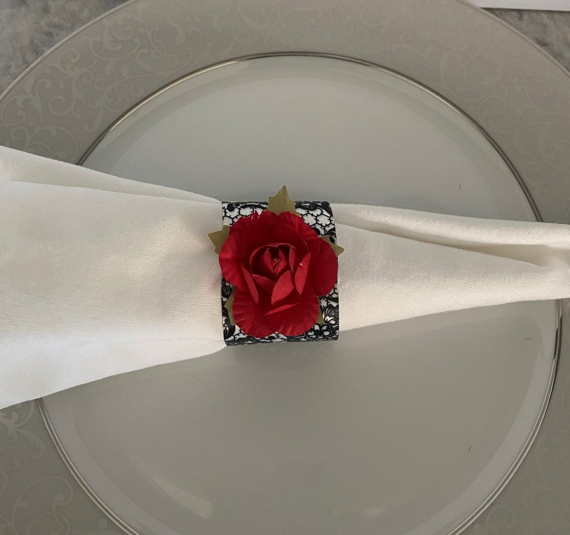 8 Rose Napkin Rings With Damask Ribbon Rose Country Wedding - Etsy