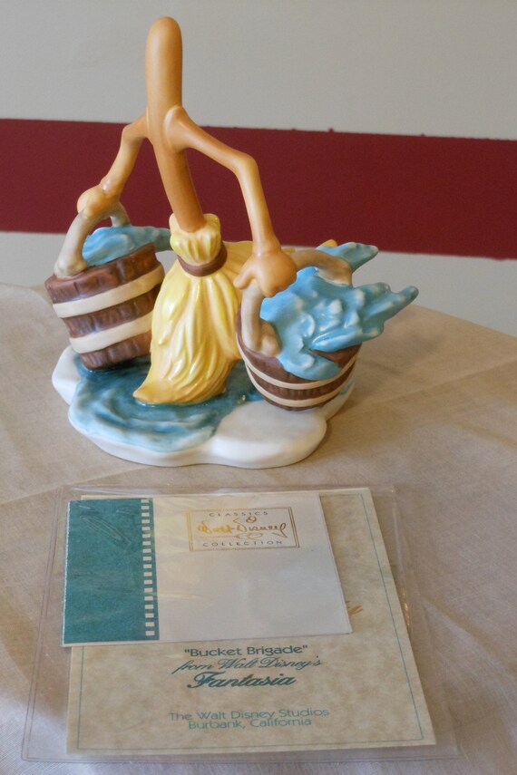 Figurines & Knick Knacks Collectibles Walt Disney classics collection ...