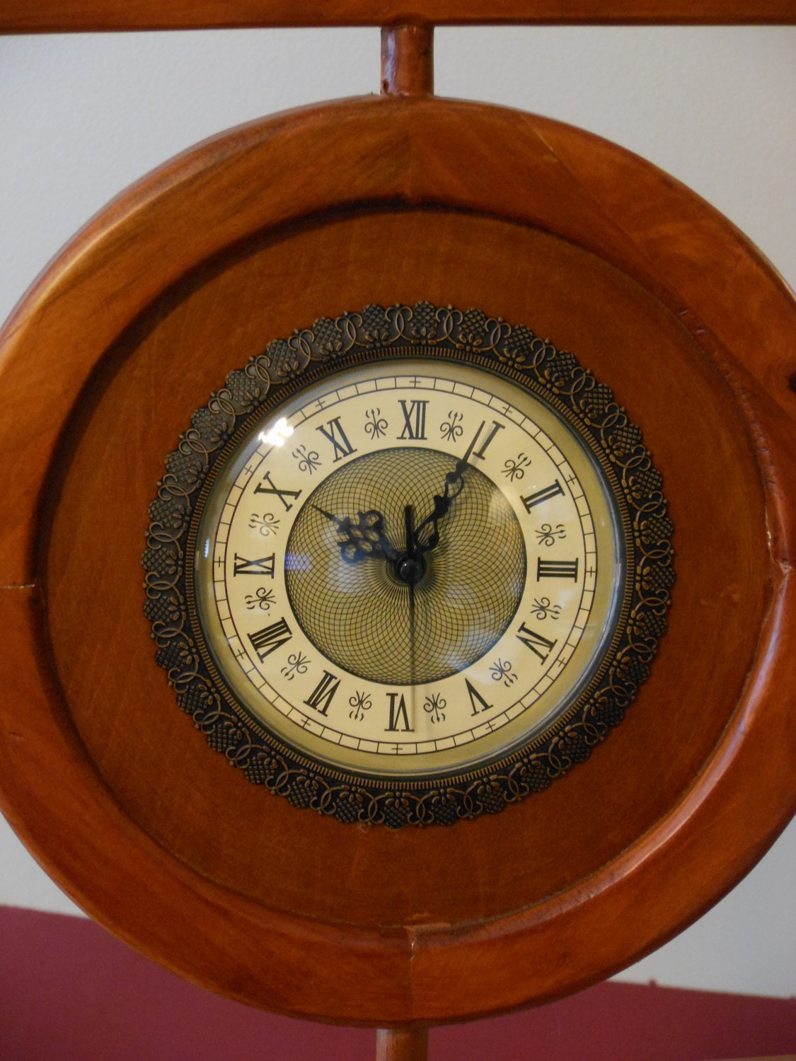 Framed Quartz Movement Mantle or Shelf Clock