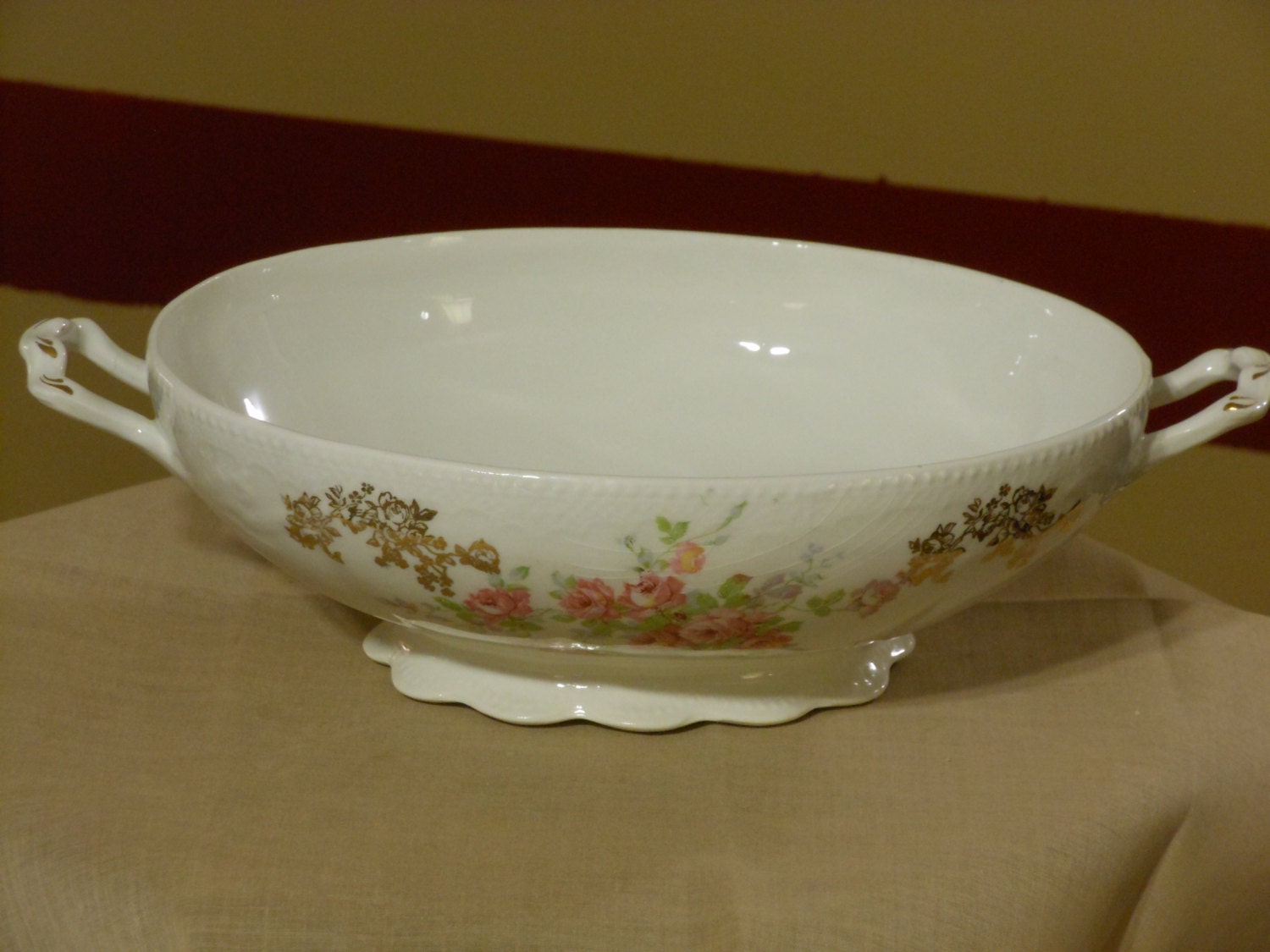 Antique Homer Laughlin The Angelus Pattern Vegetable Bowl with Lid