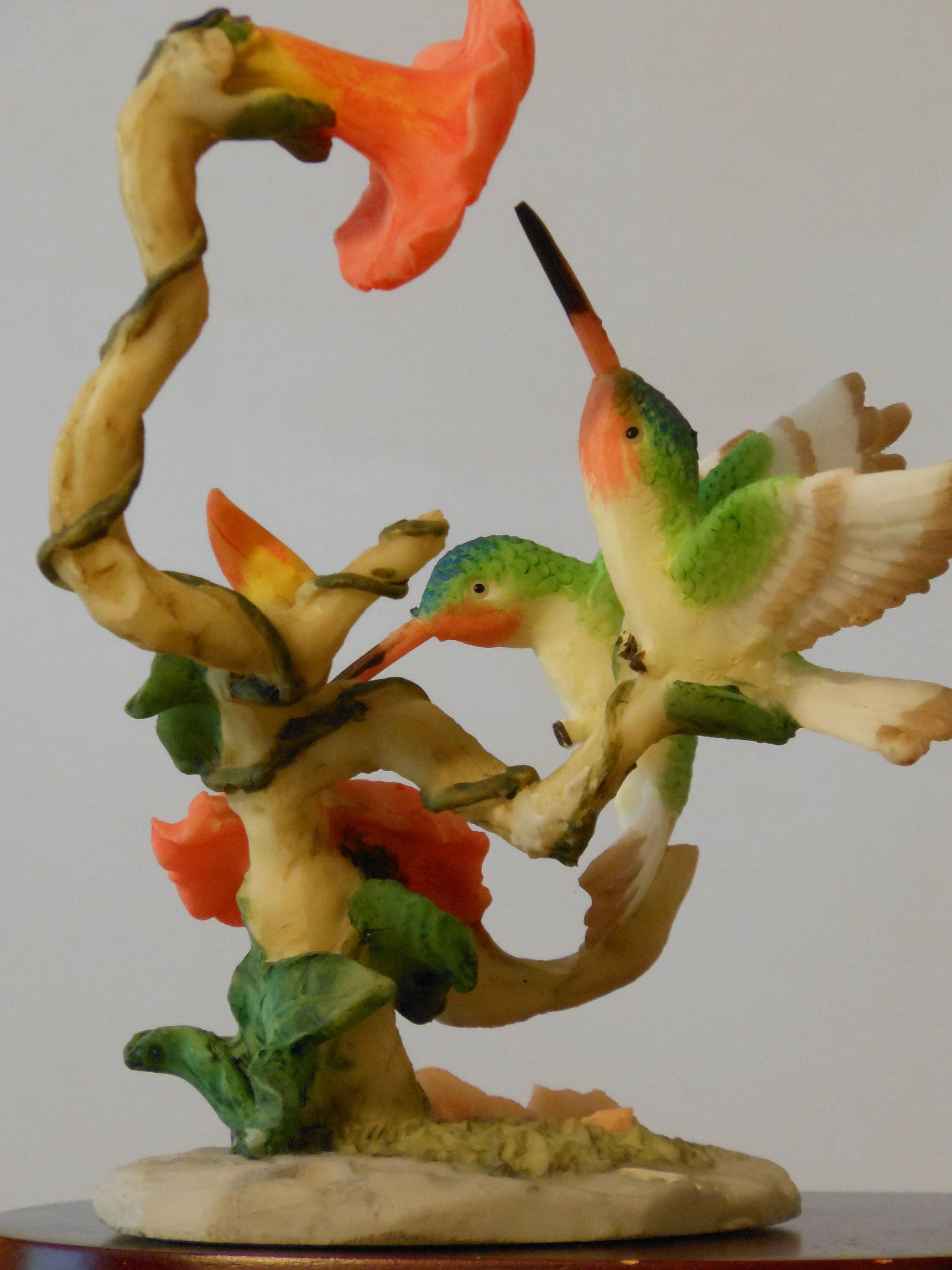 Vintage Wellington Collection Hummingbirds