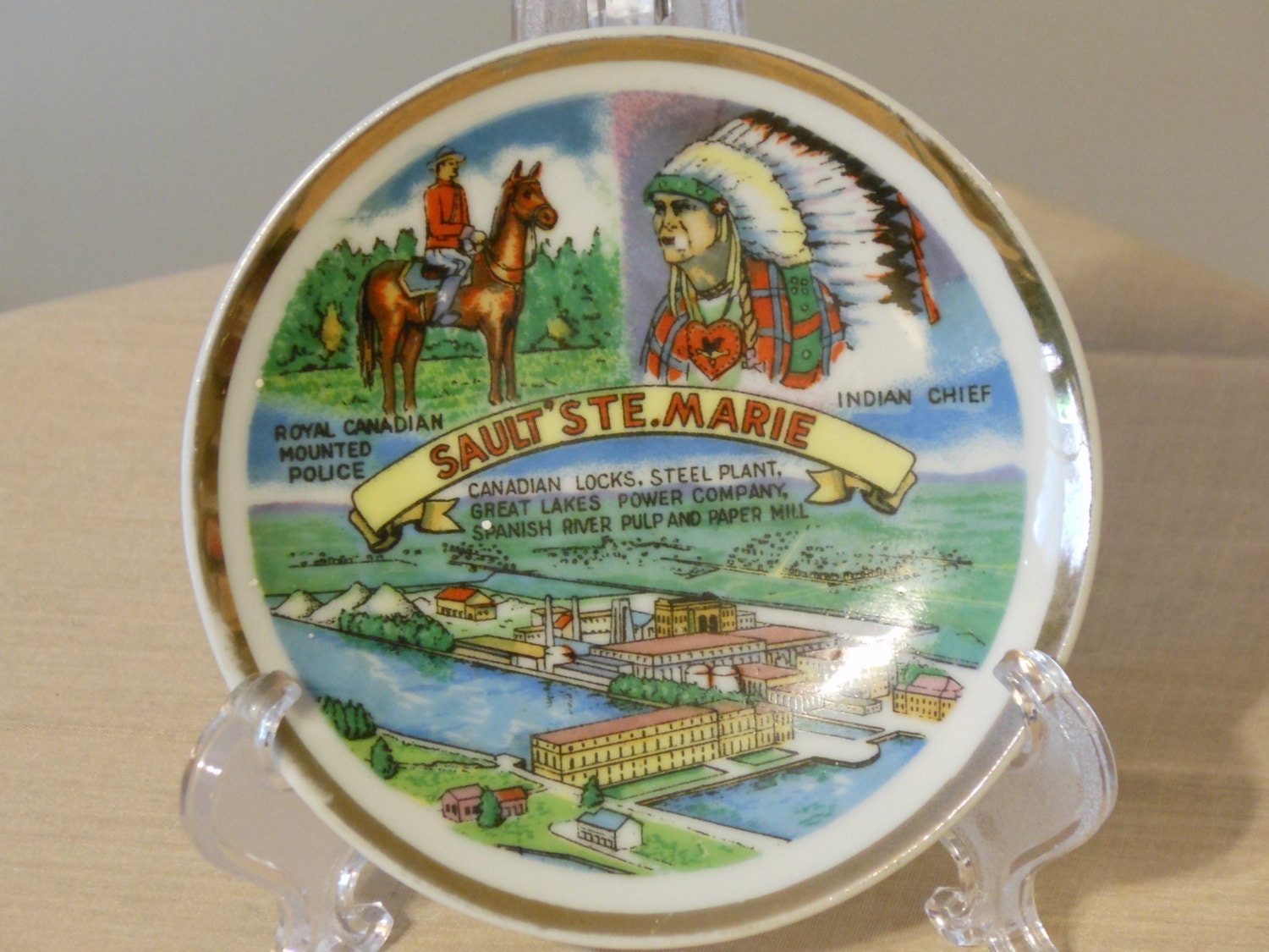 Vintage Souvenir Pin Dish of Sault Ste. Marie