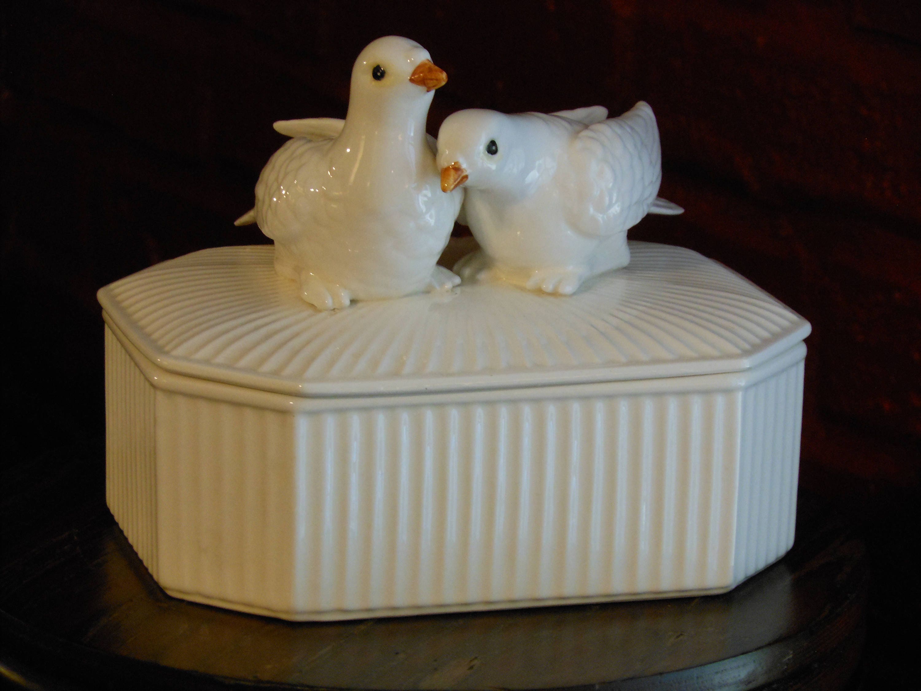 Fitz and Floyd Love Birds Trinket Box (1975)