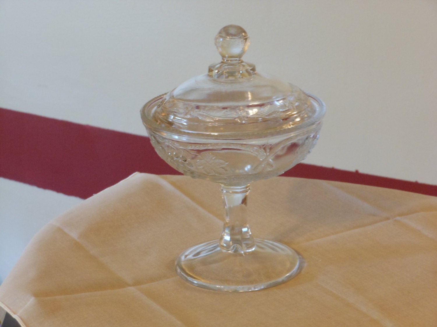 Grapes, Leaves, & Vines Etched Crystal Candy Dish with Lid