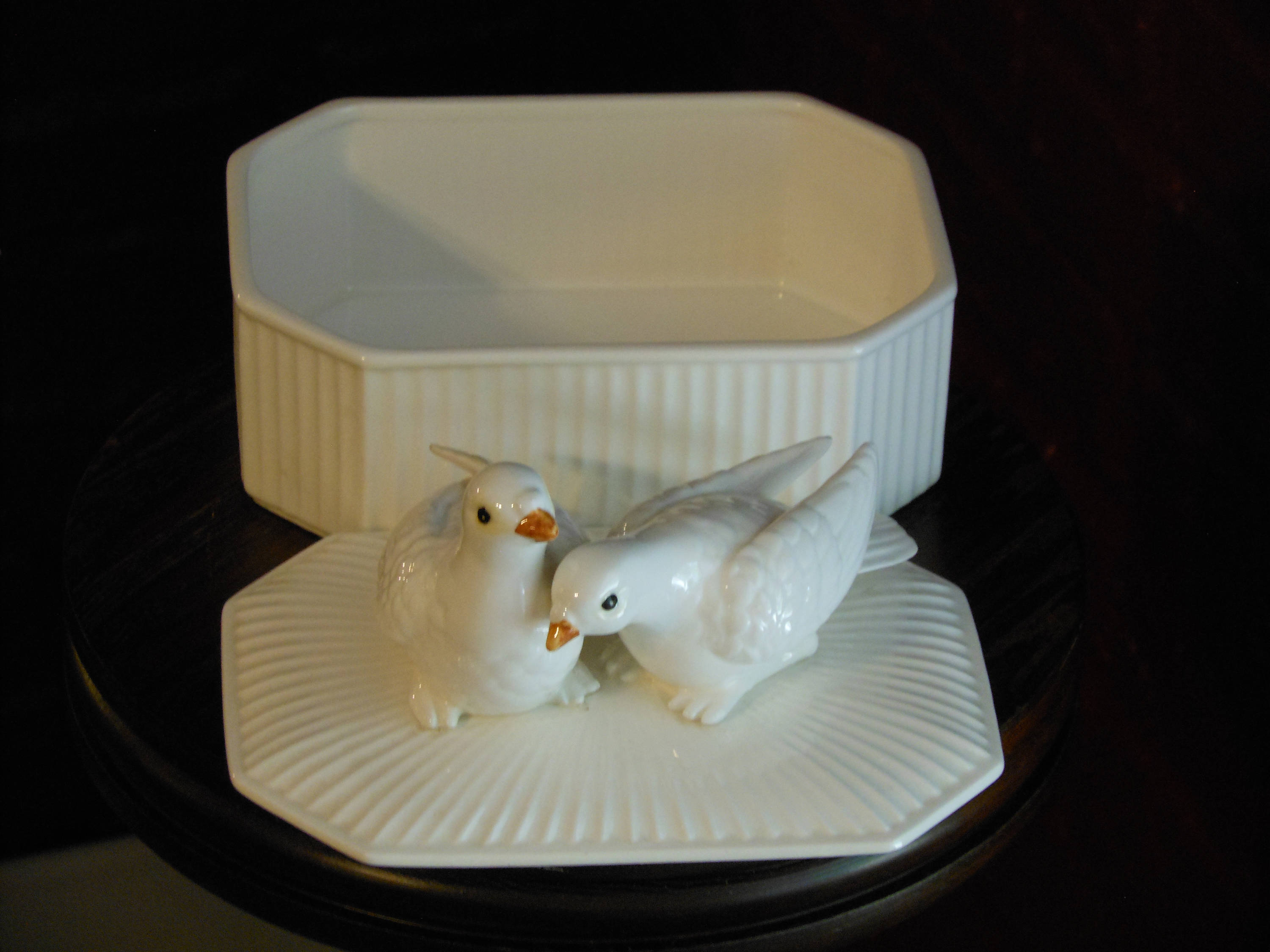 Fitz and Floyd Love Birds Trinket Box (1975)
