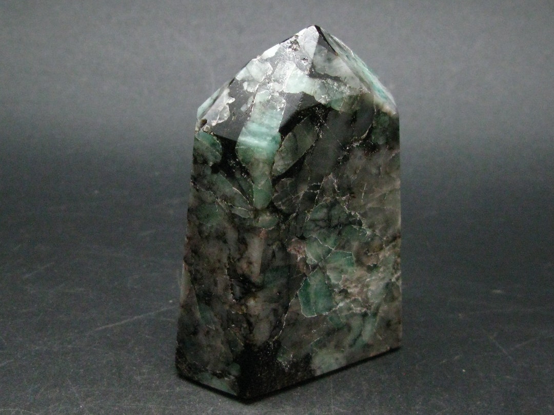 Emerald Obelisk Pyramid From Brazil 2.8 154.8 Grams - Etsy
