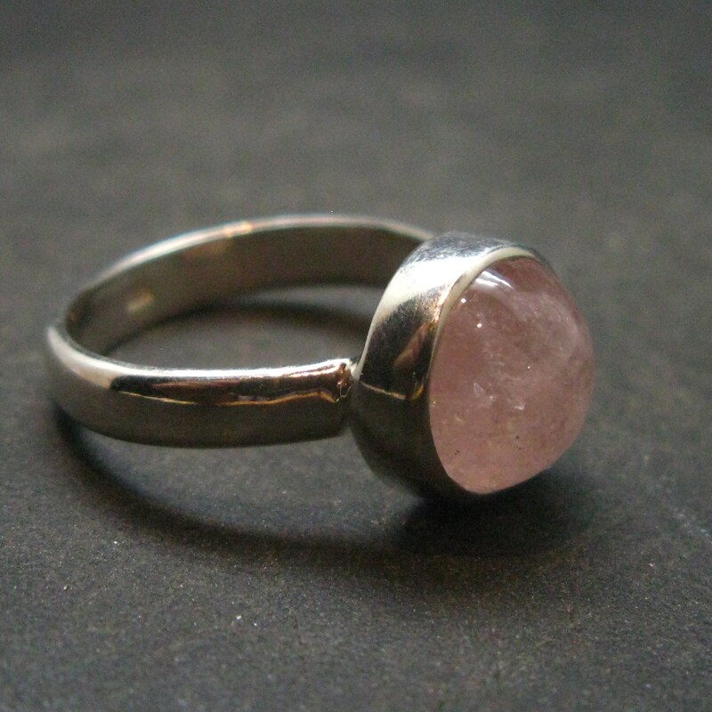 Pink Beryl Ring - Etsy