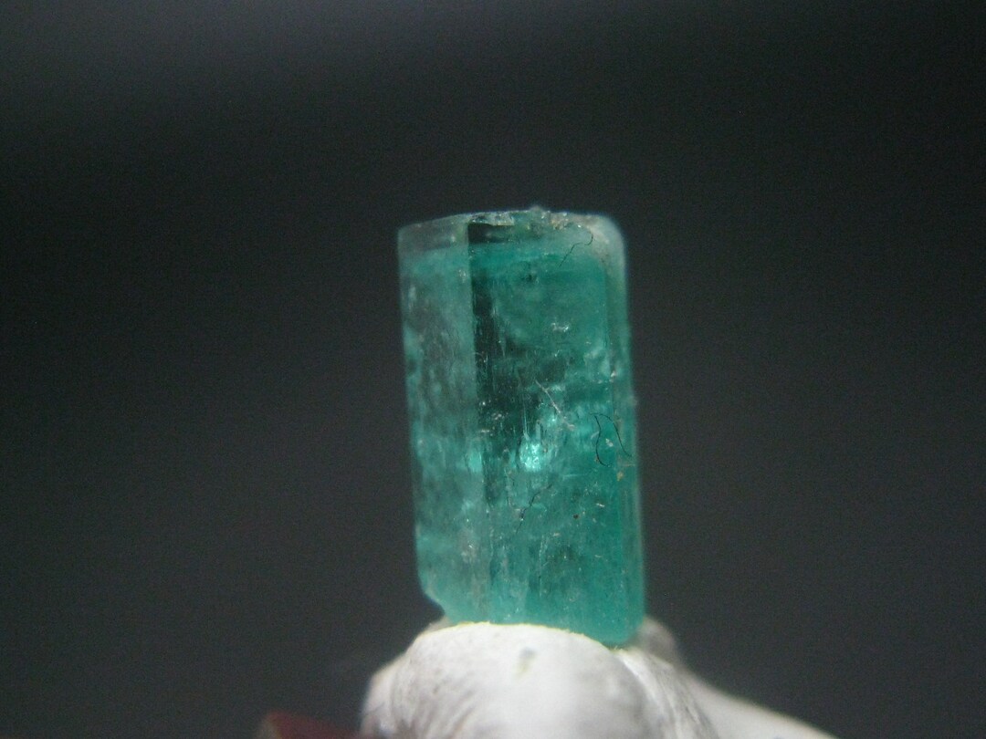 Emerald Beryl Crystal From Colombia 0.3 1.10 Carats - Etsy