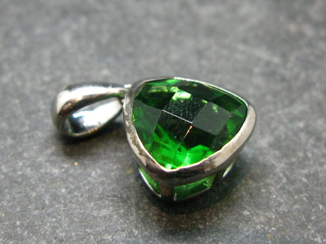 Helenite Gaia Stone Gem Sterling Silver Pendant From Washington 0.7 4. ...