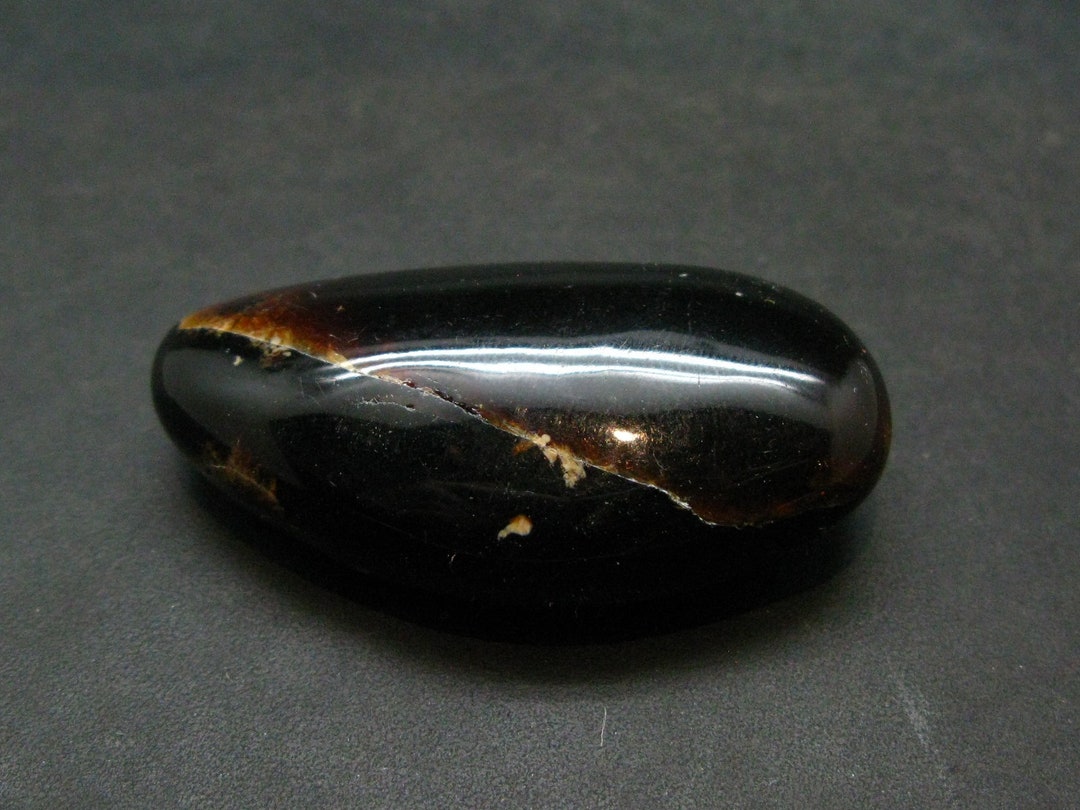 Rare Large Blue Amber Tumbled Piece Fluorescent From Indonesia 1.6 10. ...