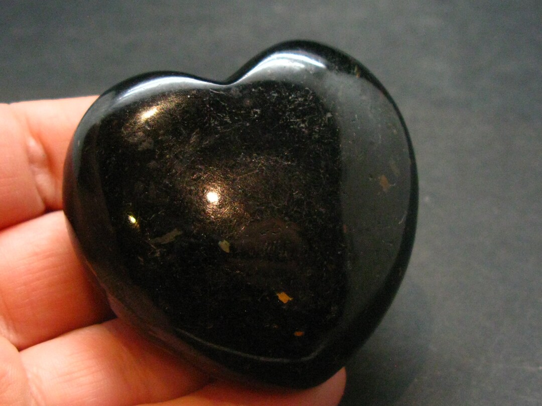 Large Nuumite Nuummite Polished Heart From Greenland 92.19 Grams 1.8 - Etsy