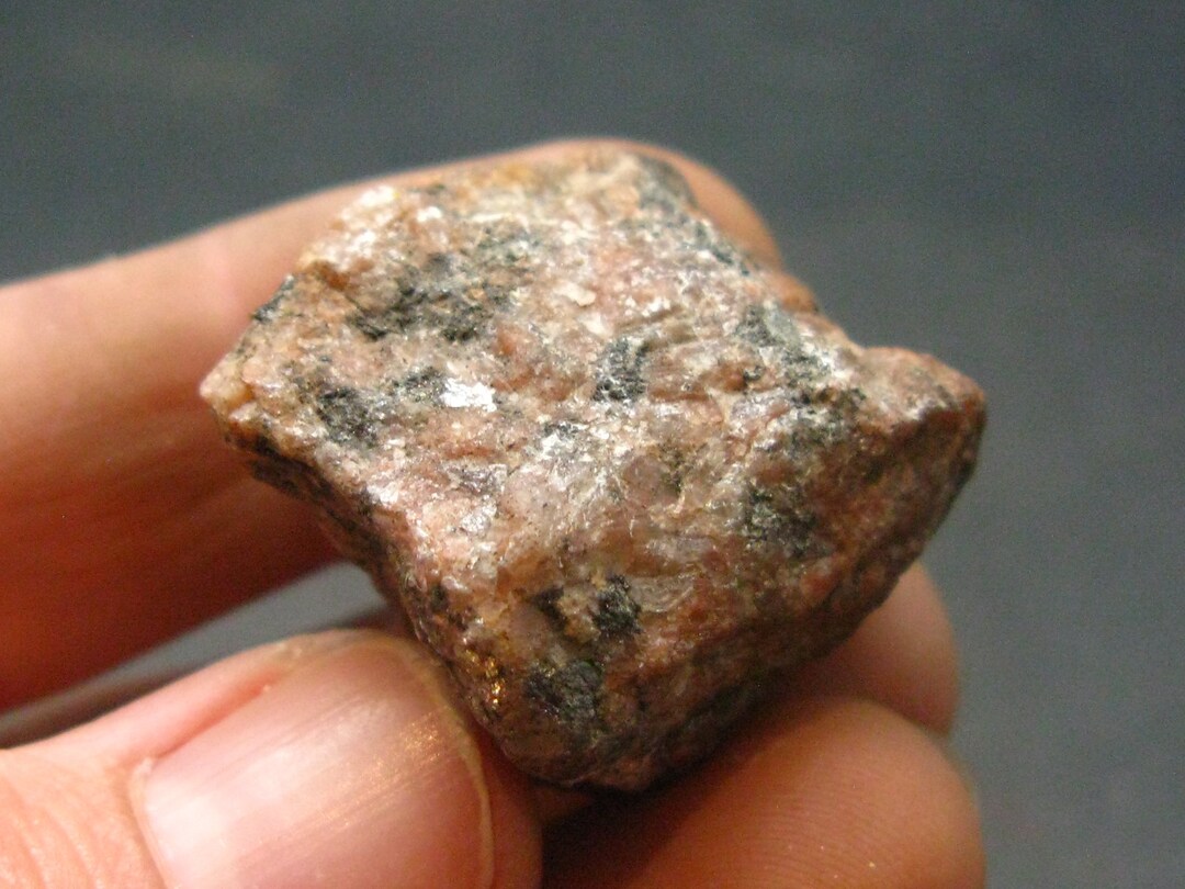 Rosophia Stone Crystal From Rocky Mountains 14.90 Grams 0.9 - Etsy