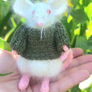 Mr Nibbles Knit Handmade Poseable Art Mouse in a Sweater Toy Plush With ...