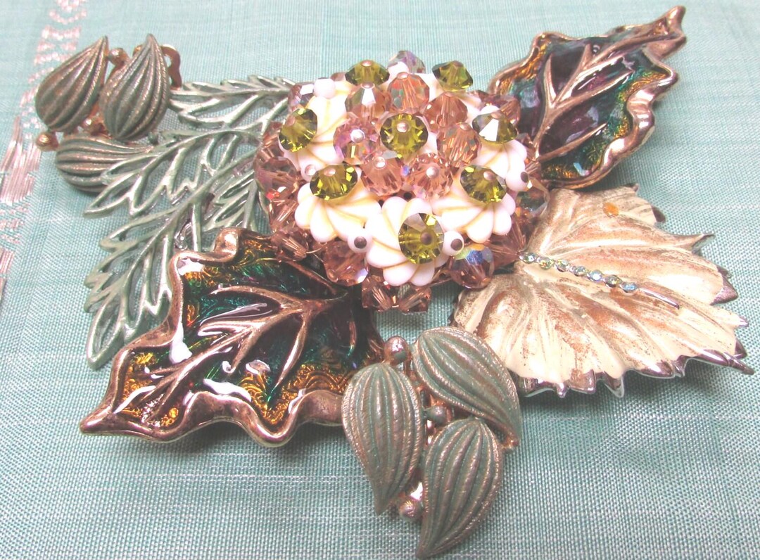 Vintage Crystals and Leaves Spring Green Statement Necklace Jewelry Lot ...