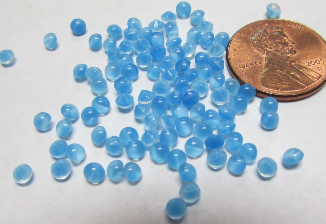 Vintage RARE Blue Glass Moon Glow Moonstone Round Chatons Size 12 Ss ...