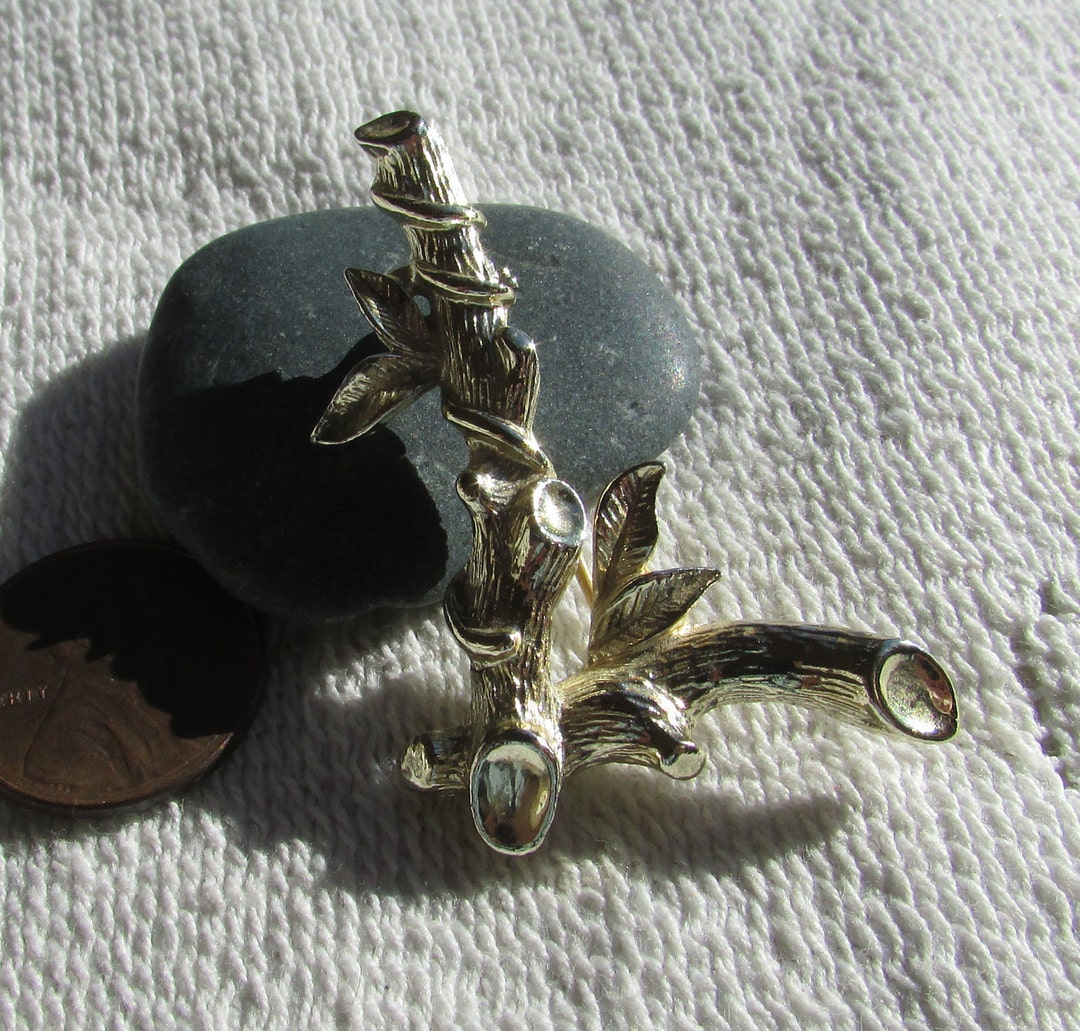 Vintage Sarah Coventry Sarah's A B C's 1960's Initial Brooch L Nature ...