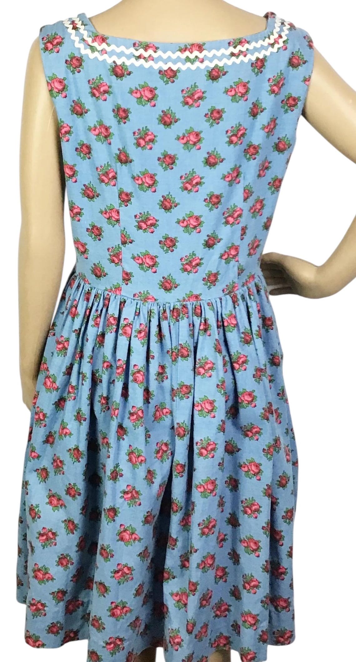 Vintage 1950s Mid Century Pin up Blue Rose Floral Print Fit and Flare ...